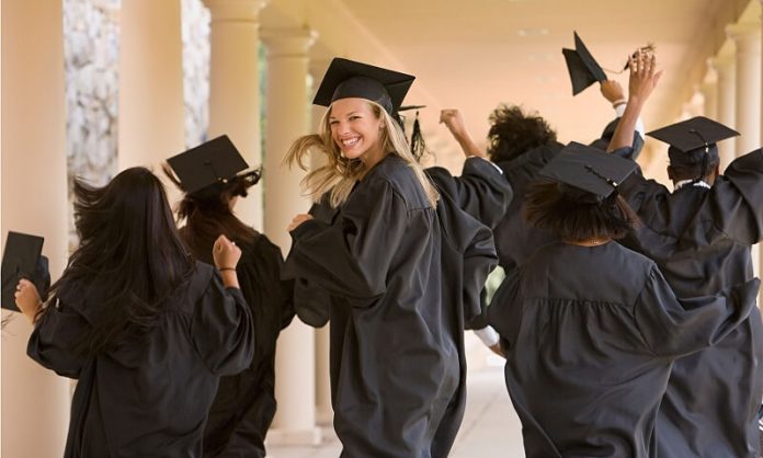 Postgraduate là gì? Postgraduate khác gì với Master? - Vnsava.com